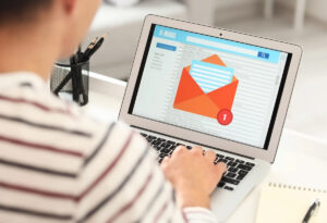 Your 101 Guide to Email Data Extraction (And How to Begin)